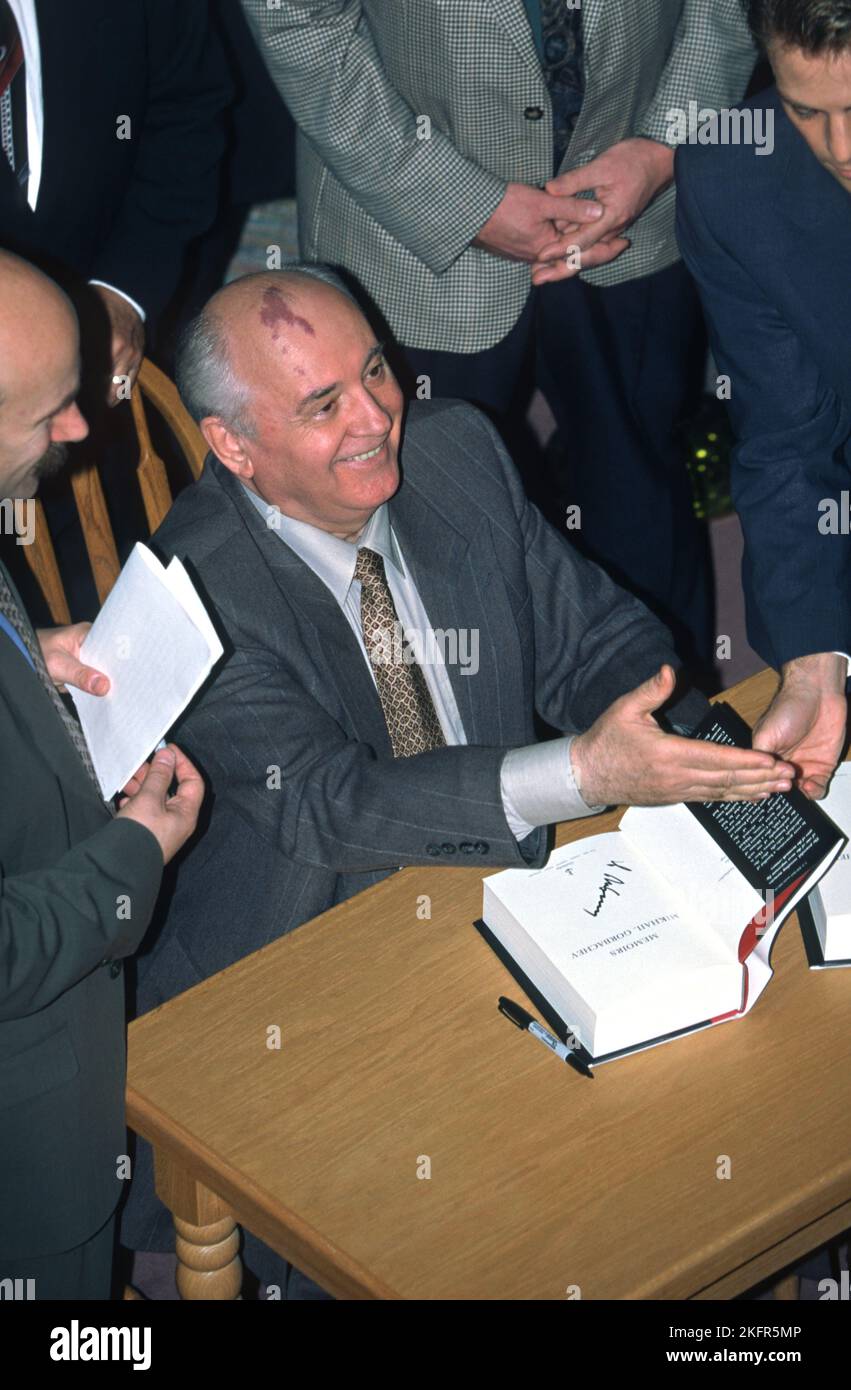 Distinctive birthmark hi-res stock photography and images - Alamy