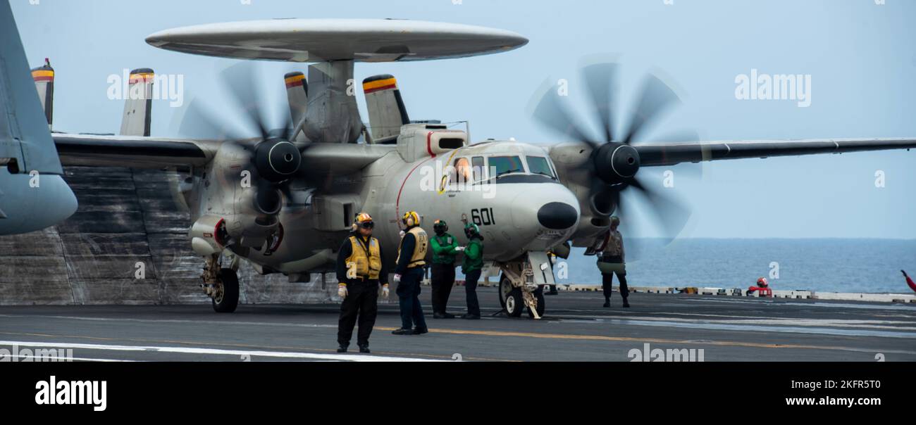 221003-N-LI114-1057 PACIFIC OCEAN (Oct. 3, 2022) An E-2D Hawkeye ...