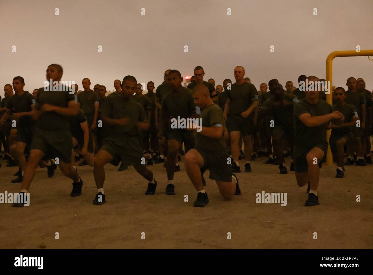 U.S. Marine Corps recruits with Mike Company, 2nd Recruit Training ...