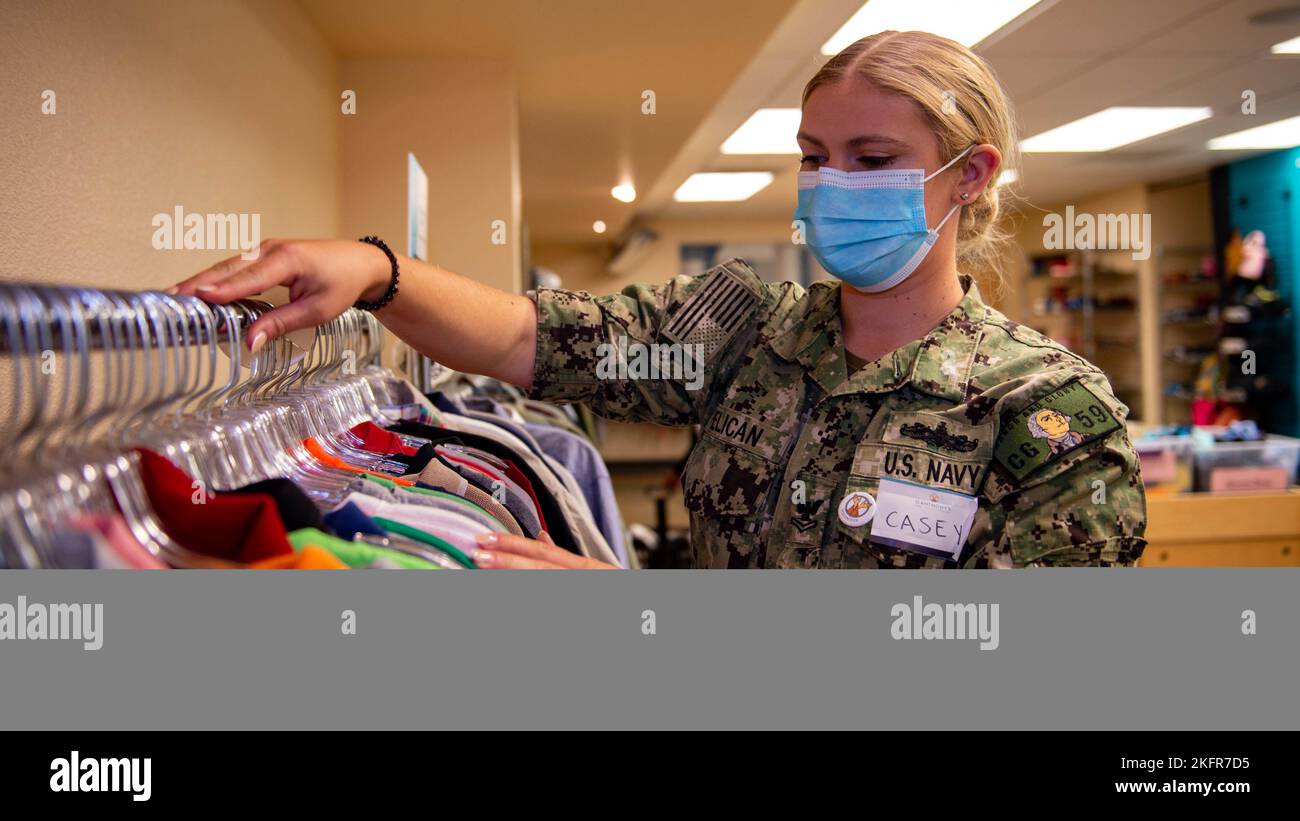 221003-N-IW069-1233 San Francisco (Oct. 3, 2022) Fire Controlman (Aegis ...