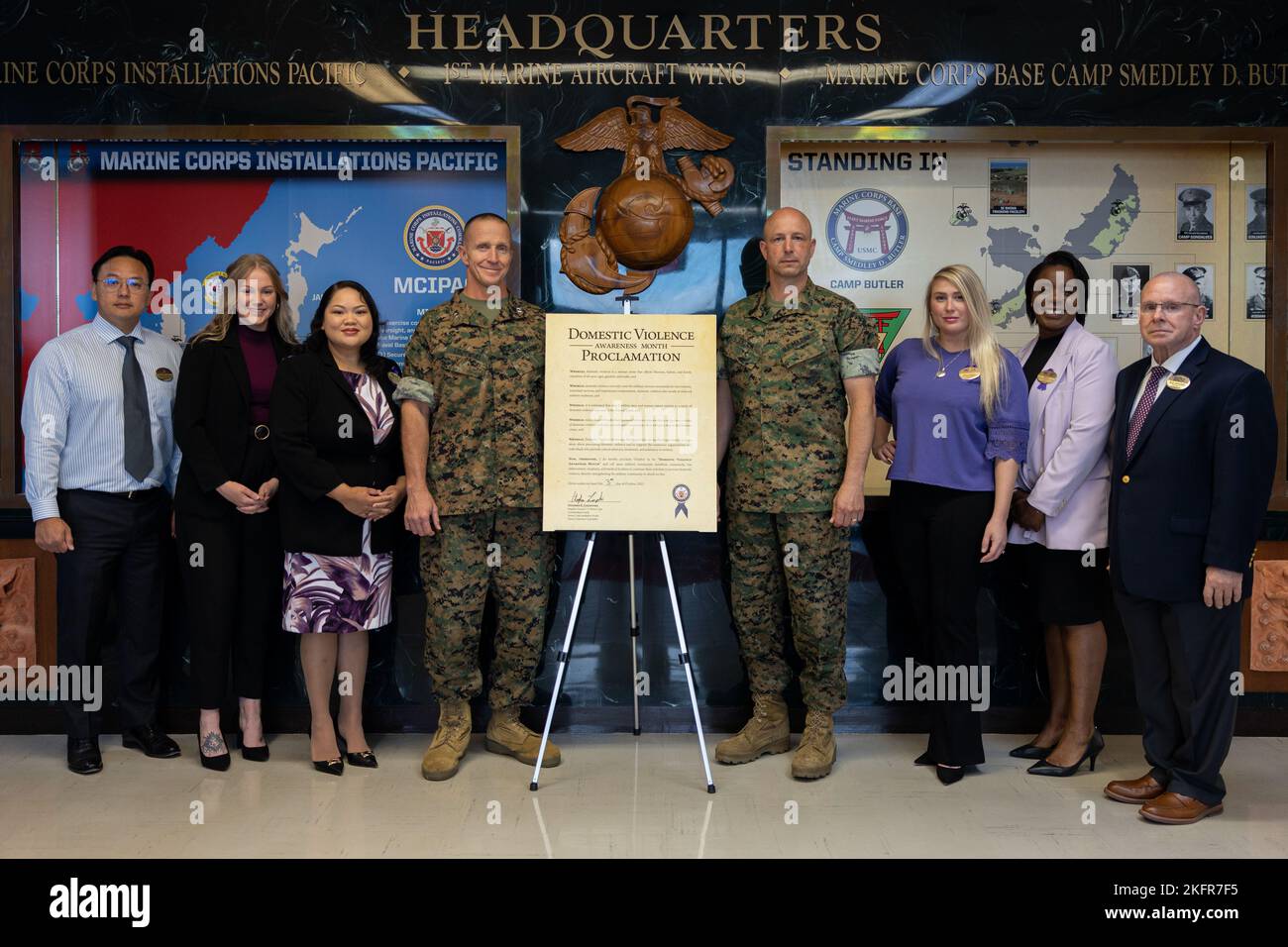 U.S. Marine Corps Maj. Gen. Stephen E. Liszewski, left center ...