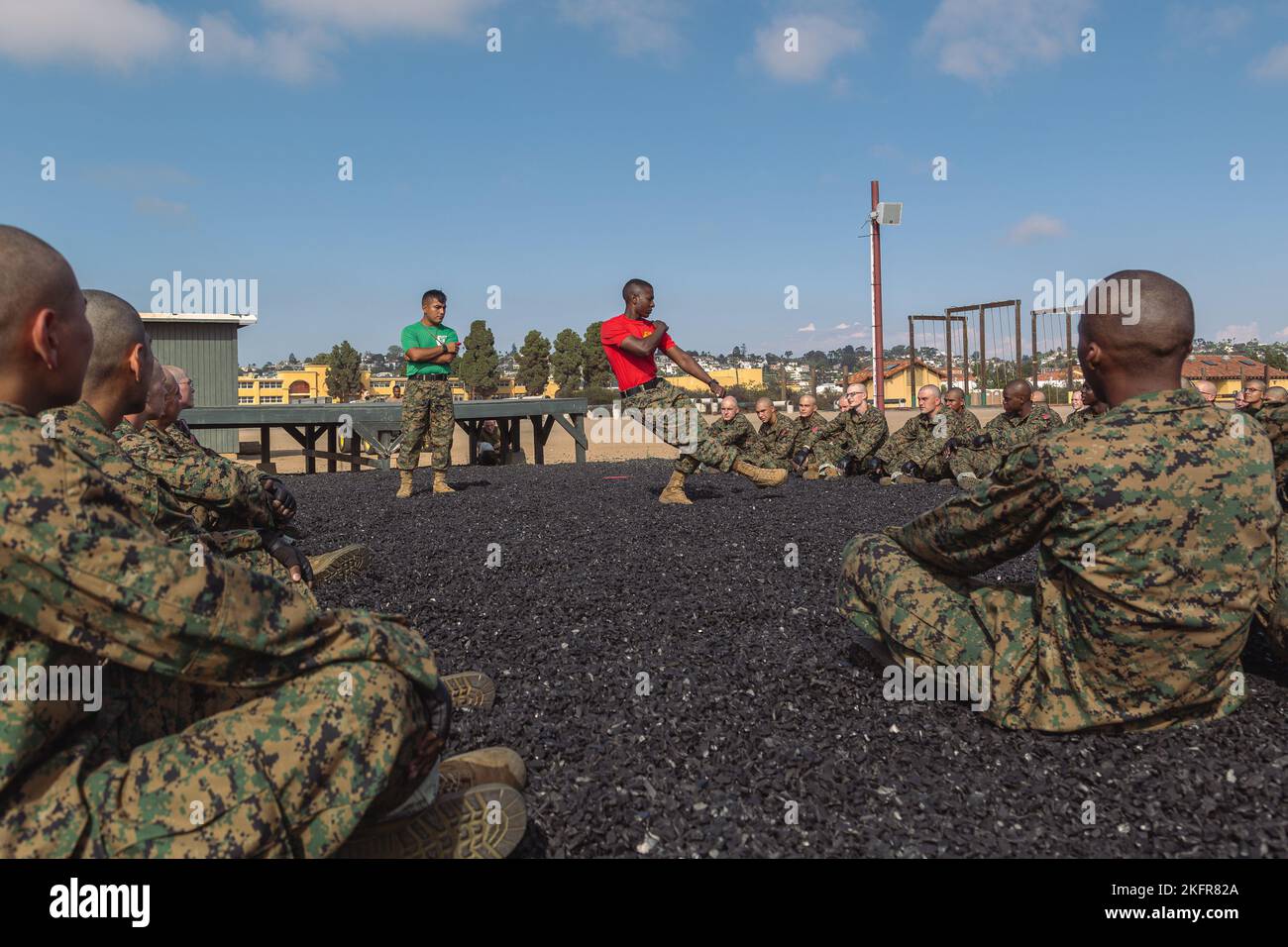 U.S Marine Corps recruits with Charlie Company, 1st Recruit Training ...