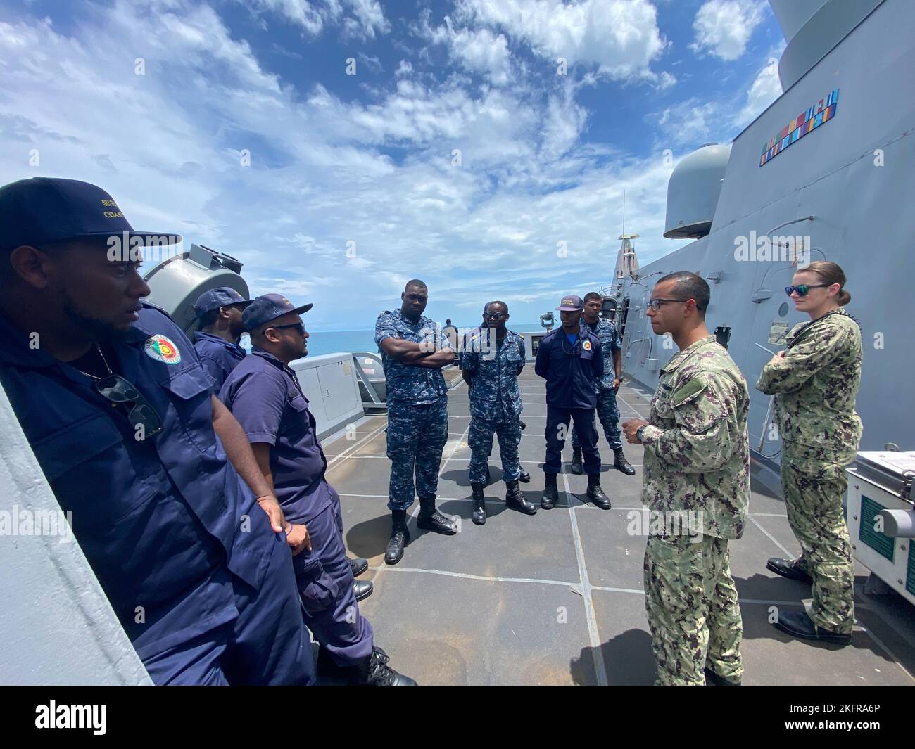 221003-N-N3764-0022 CARIBBEAN SEA - (Oct. 3, 2022) – Sailors assigned ...
