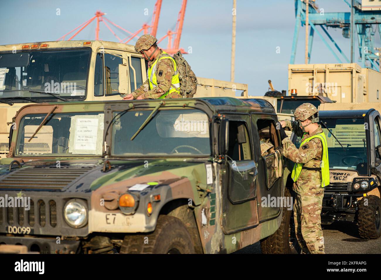 Soldiers assigned to 16th Combat Aviation Brigade recover equipment ...