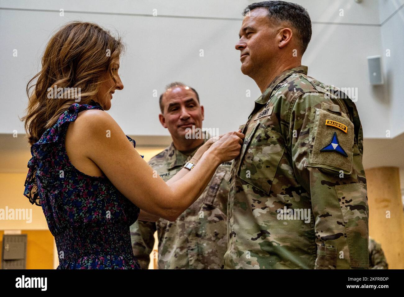 Lt. Gen Sean C. Bernabe, the new commanding general of III Armored ...