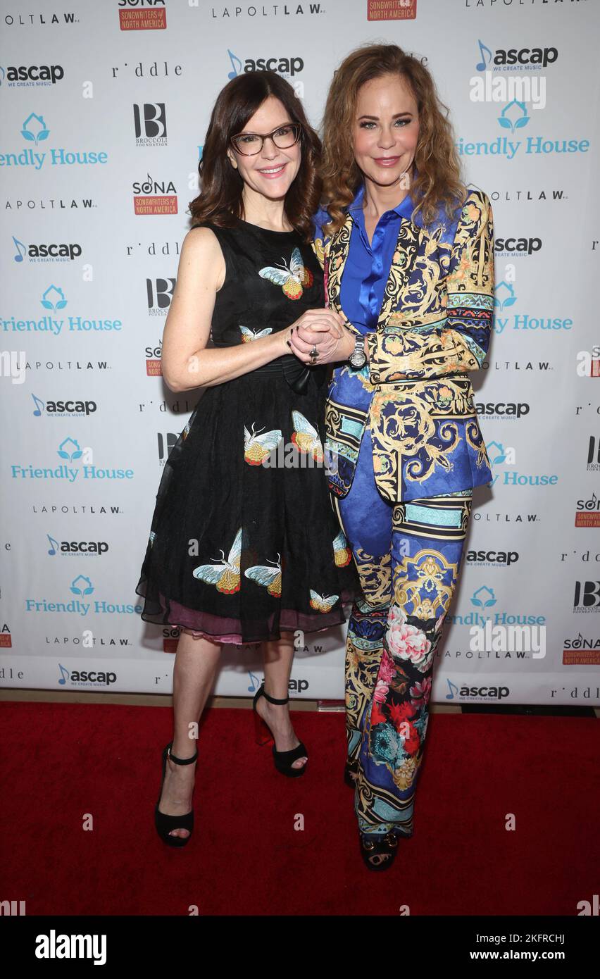 19 November 2022 -Beverly Hills, California - Lisa Loeb, Dina LaPolt ...