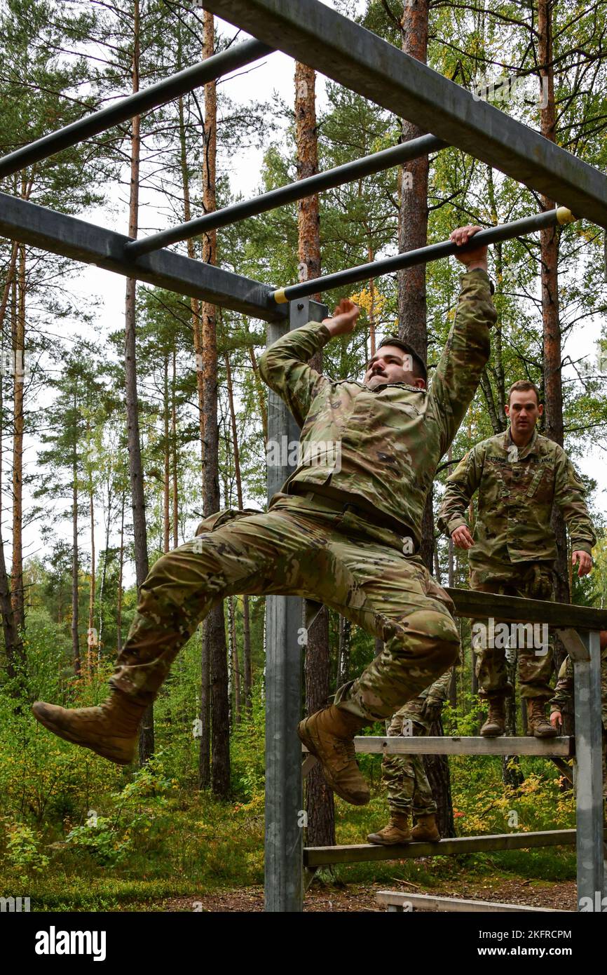 U.S. Soldiers assigned to Bull Troop, 1st Squadron, 2nd Cavalry ...