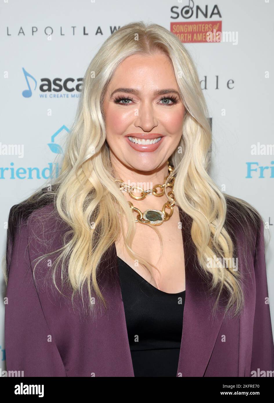 19 November 2022 -Beverly Hills, California - Erika Jayne. Friendly ...