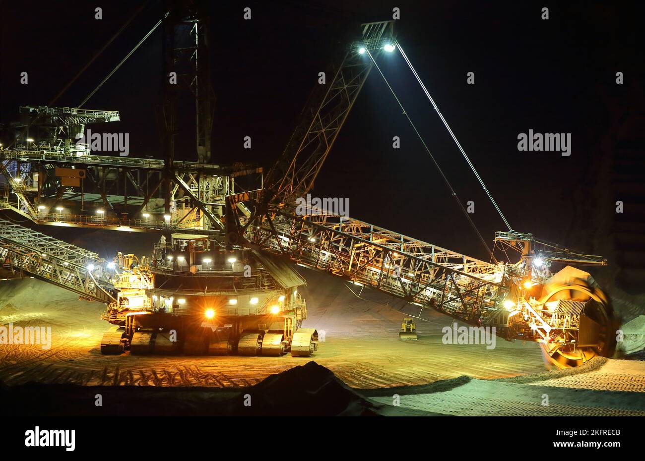 Bucket wheel excavator in a lignite or brown-coal quarry, Germany Stock ...