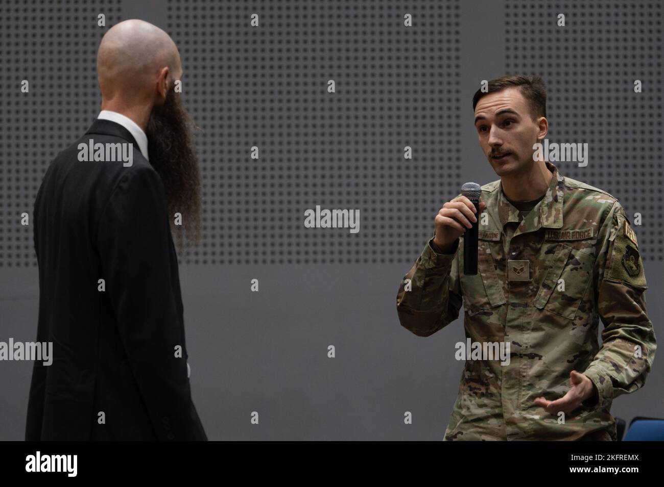 407th air expeditionary wing hi-res stock photography and images - Alamy