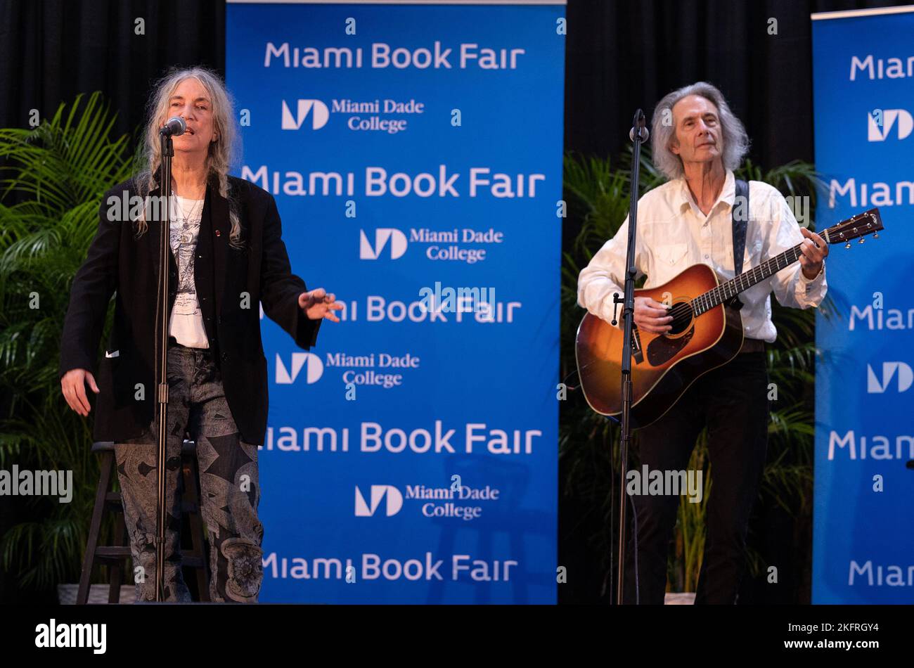 MIAMI, FL-NOV 18: Patti Smith and Lenny Kane perform during Patti Smith ...