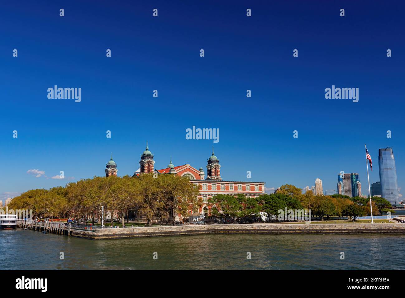 Ellis island immigrant building hi-res stock photography and images - Alamy