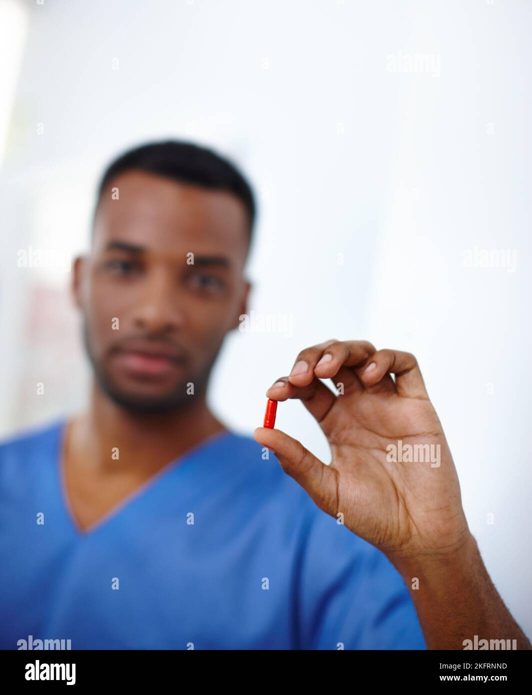 Doctor holding tablet medical supplies hi-res stock photography and ...
