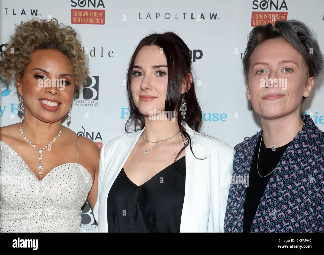 Beverly Hills, Ca. 19th Nov, 2022. Christina Simos, Bella Davis, Sarah ...