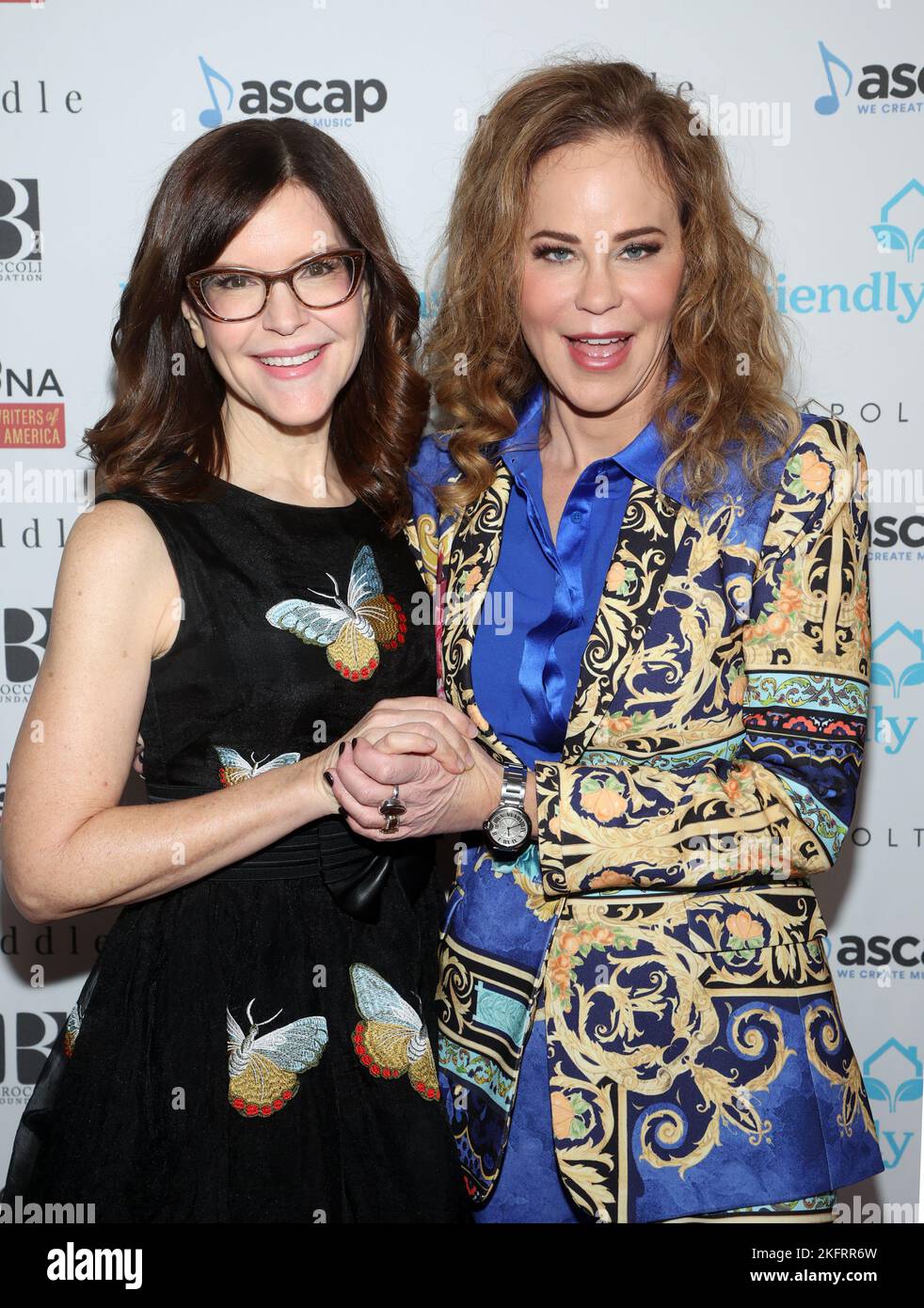 Beverly Hills, Ca. 19th Nov, 2022. Lisa Loeb, Dina LaPolt at The ...