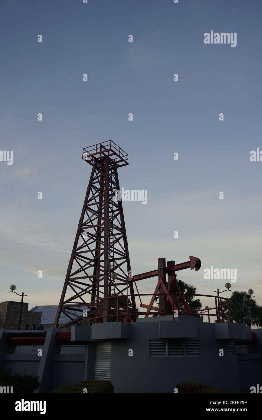 Miri Oil Well No.1 (Grand Old Lady) at Canada Hill, Miri, Sarawak ...