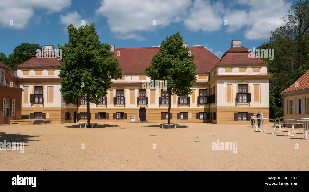 Caputh castle hi-res stock photography and images - Alamy