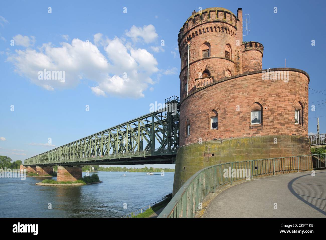 South bridge as railway bridge over the Rhine, towers, bridge piers ...