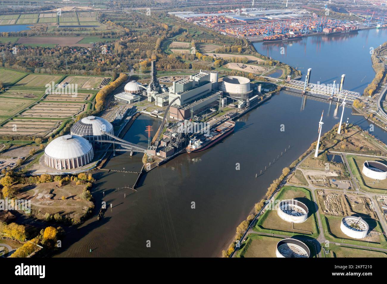 Lng power plant germany hi-res stock photography and images - Alamy