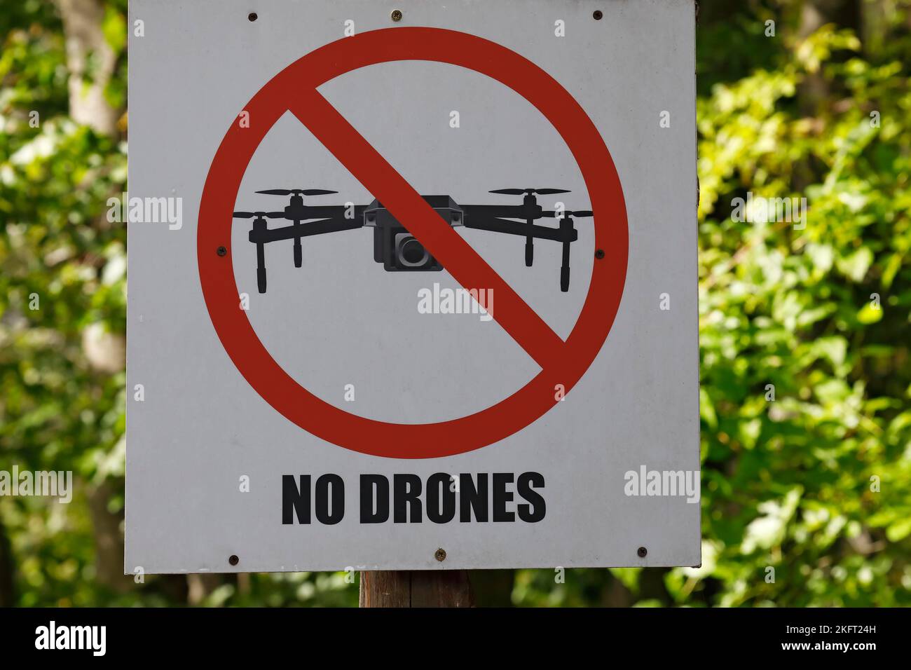 Drone ban sign Stock Photo - Alamy Drone ban sign Stock Photo - Alamy