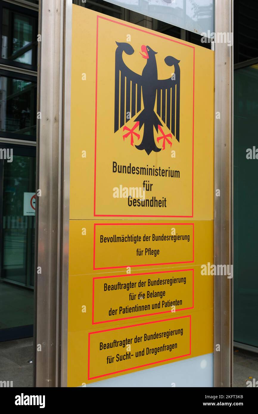German federal ministry of health hi-res stock photography and images ...