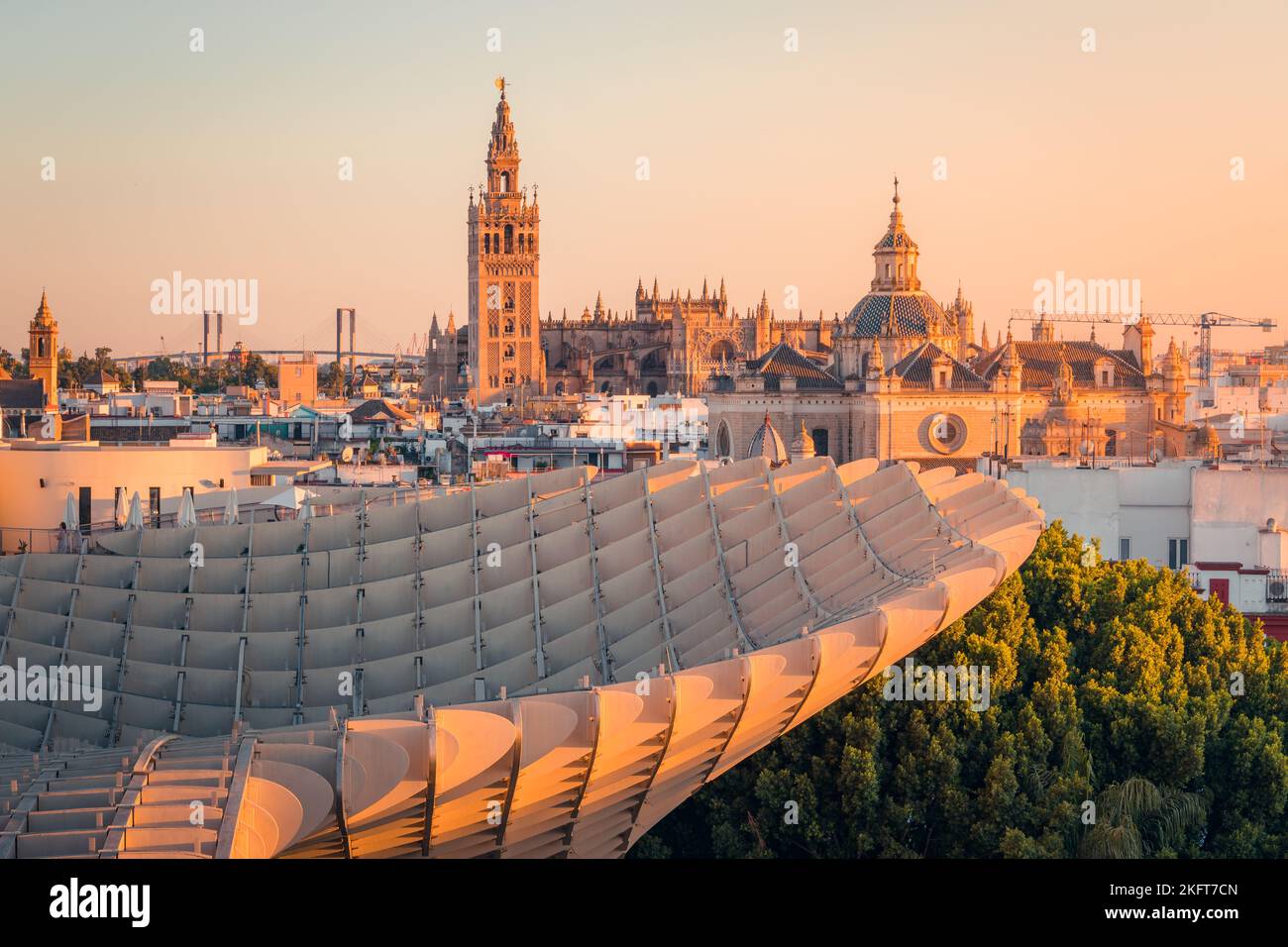 Modern architecture seville tower hi-res stock photography and images ...