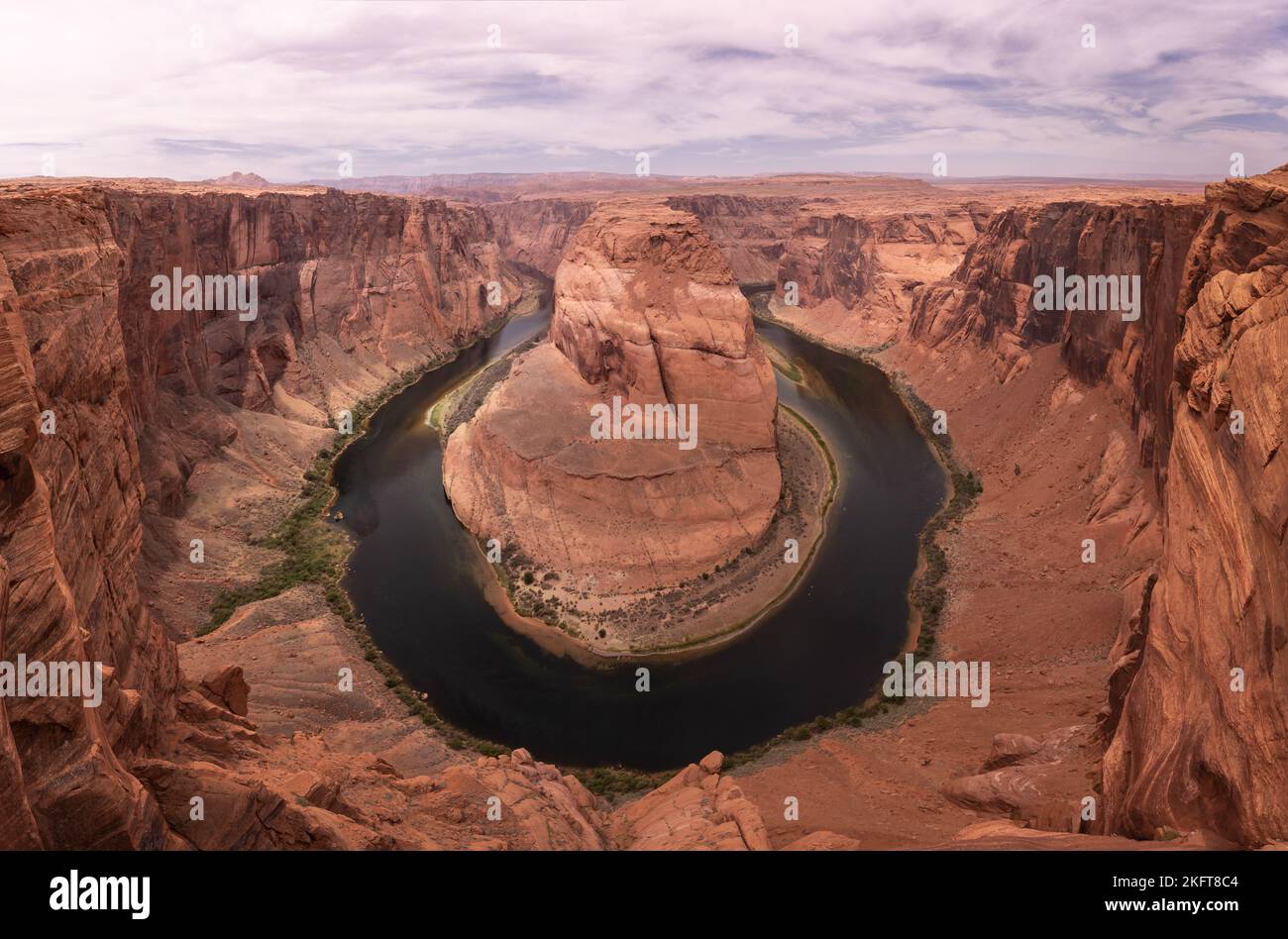 Picturesque view of Horseshoe Bend formation of Grand Canyon with curvy ...
