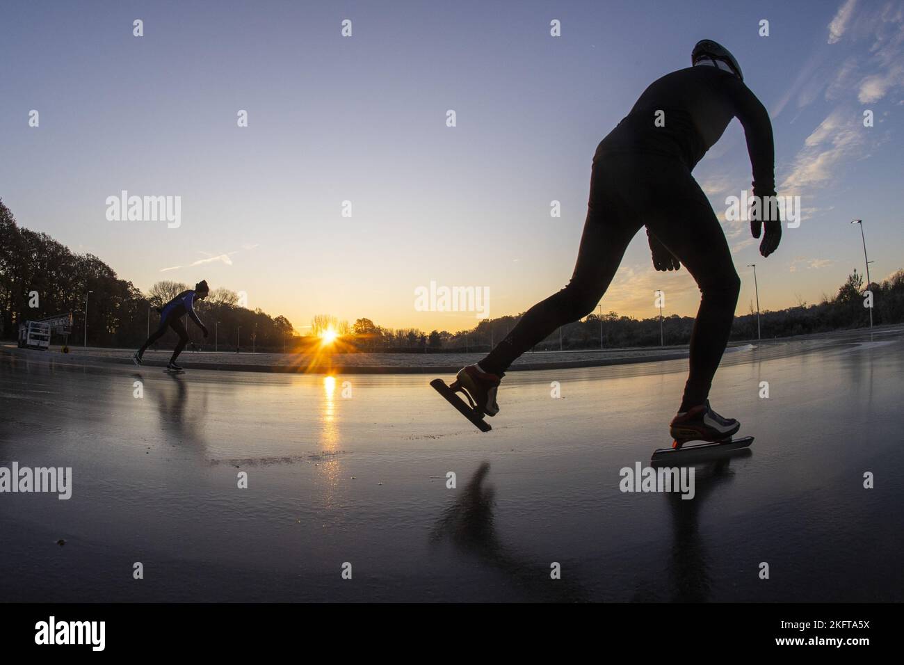 WINTERSWIJK - Skating enthusiasts on the natural ice rink of the ...