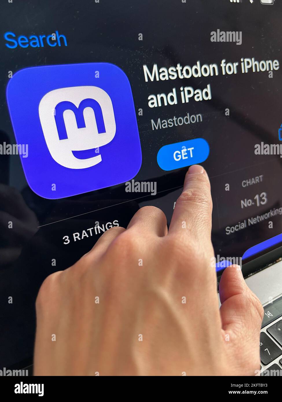 Mastodon app icon on apple appStore. Decentralized alternative to ...
