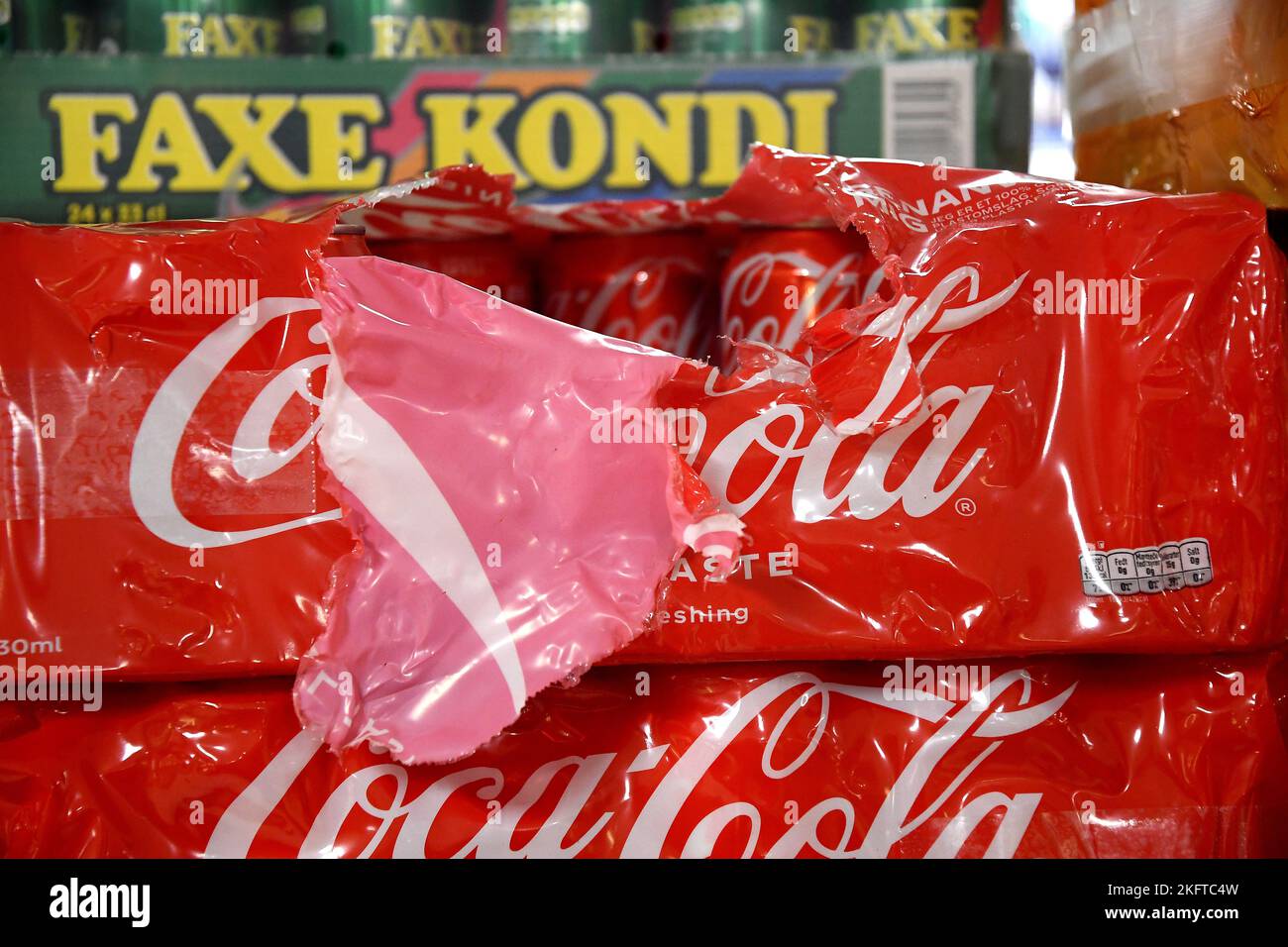 Cocla cola hi-res stock photography and images - Alamy