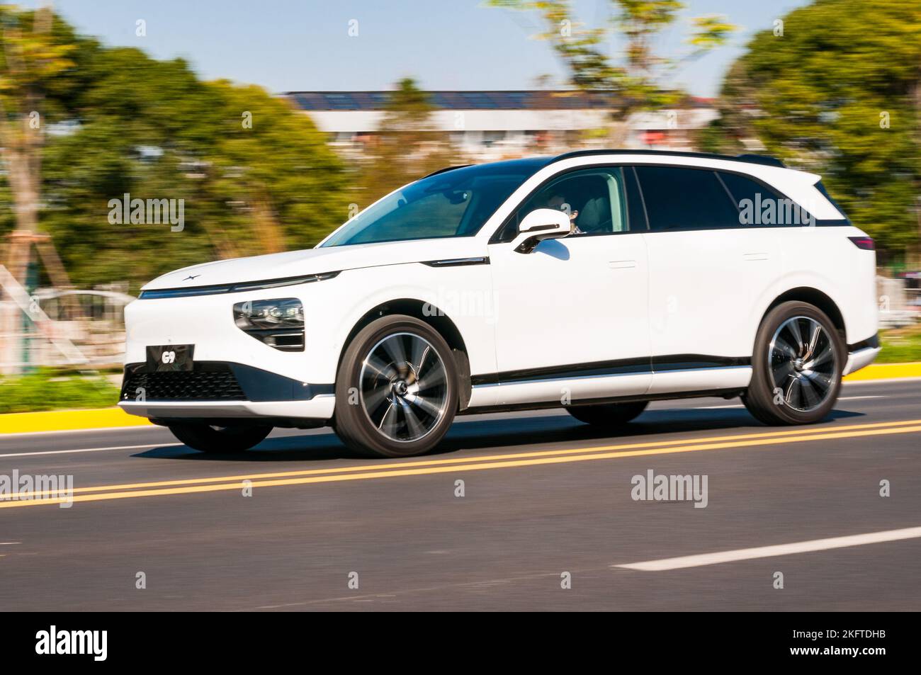 Long range 4WD performance version of the XPeng G9 electric SUV being ...