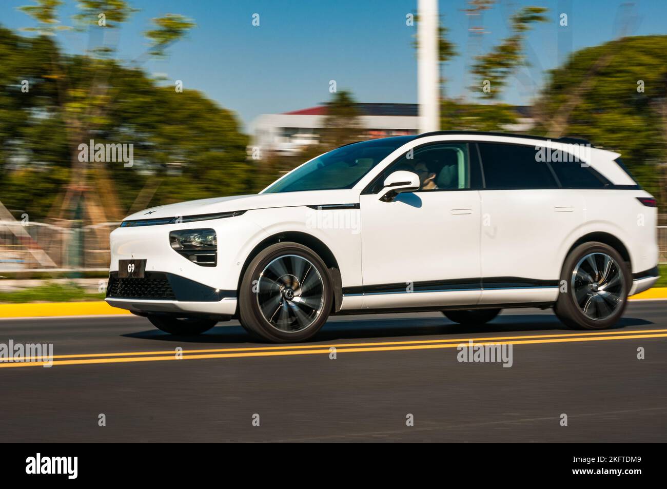 Long range 4WD performance version of the XPeng G9 electric SUV being ...