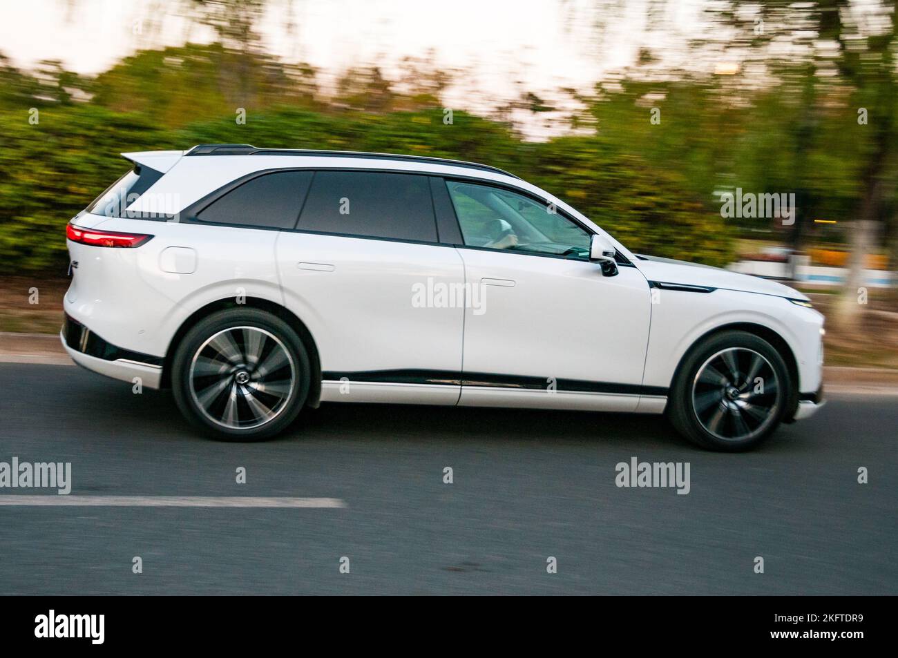 Long range 4WD performance version of the XPeng G9 electric SUV being ...