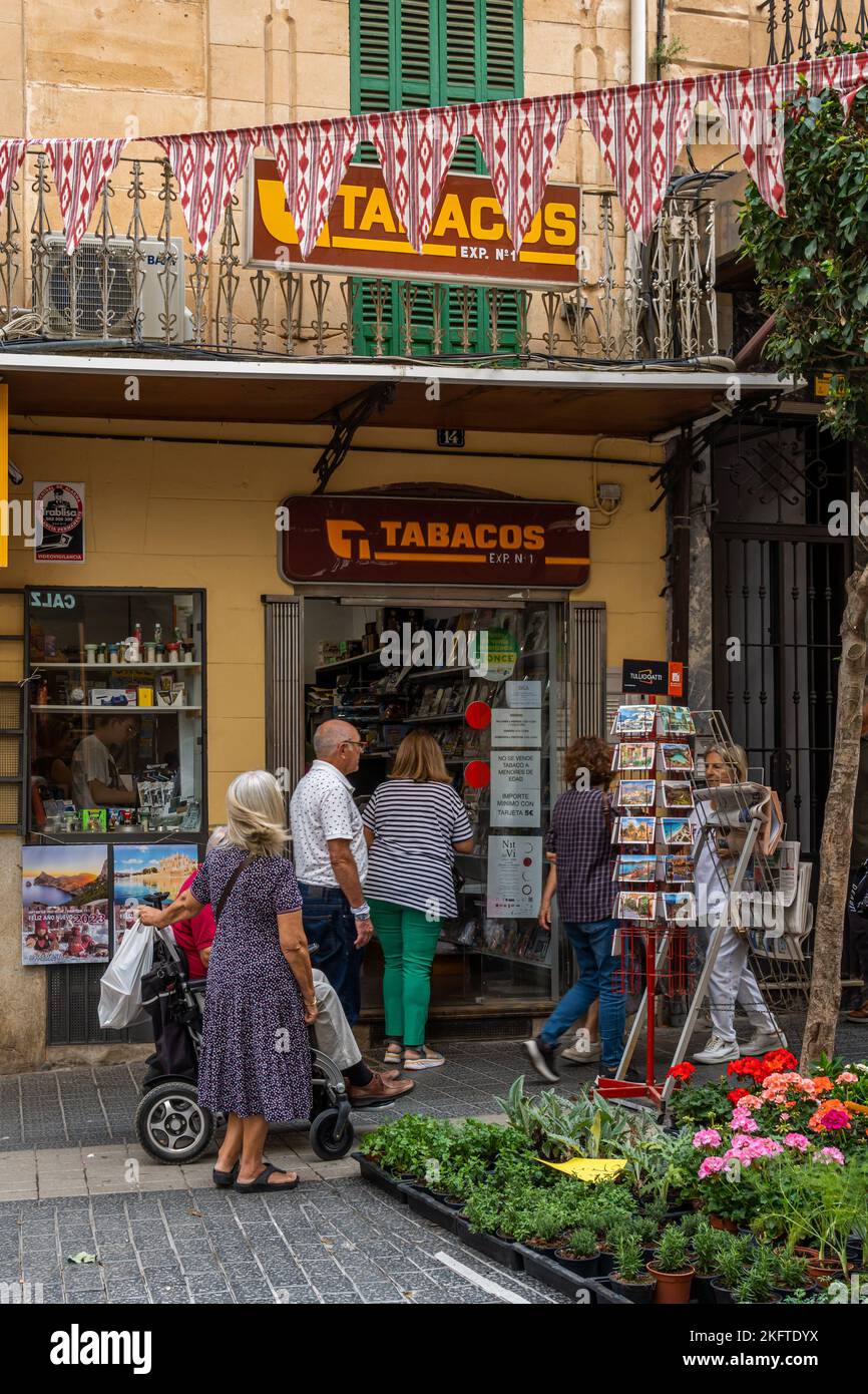 Inca, Spain; october 22 2022: Main facade of a tobacconist's shop with ...