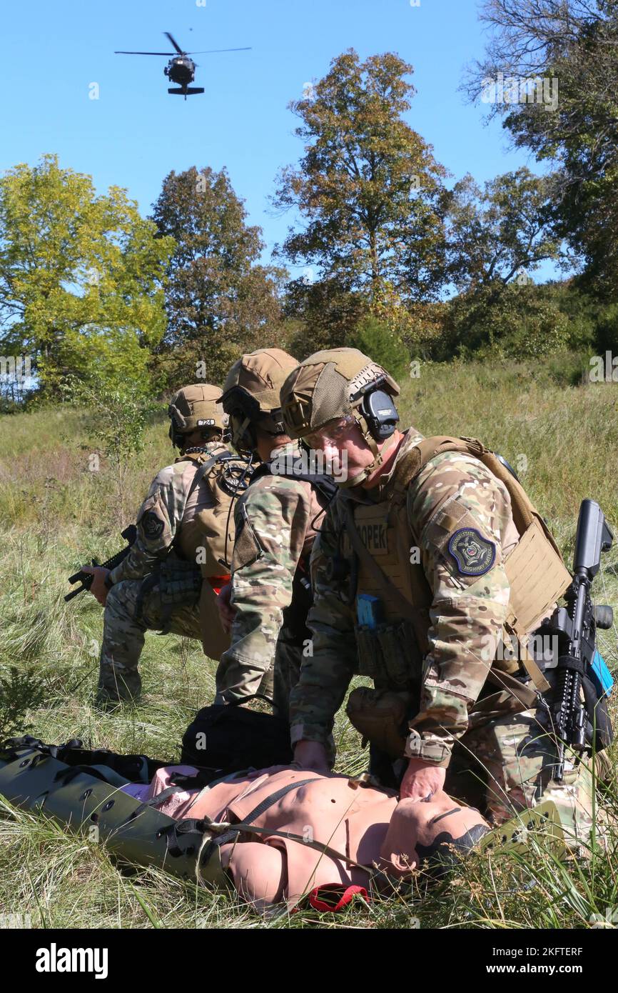 Joint training exercise with Det 2. 6 Co. 3/238th AVN MEDEVAC, Cox ...