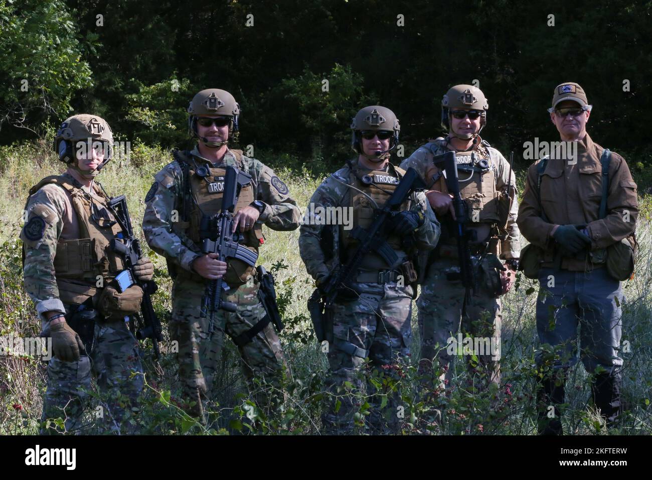 Joint training exercise with Det 2. 6 Co. 3/238th AVN MEDEVAC, Cox ...