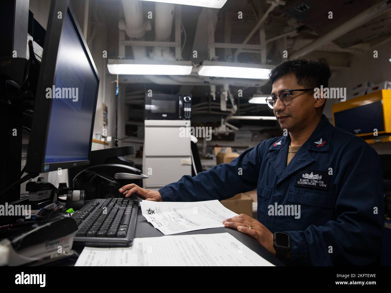 221007-N-XK047-1009 SAN DIEGO (Oct. 7, 2022) – Damage Controlman 2nd ...