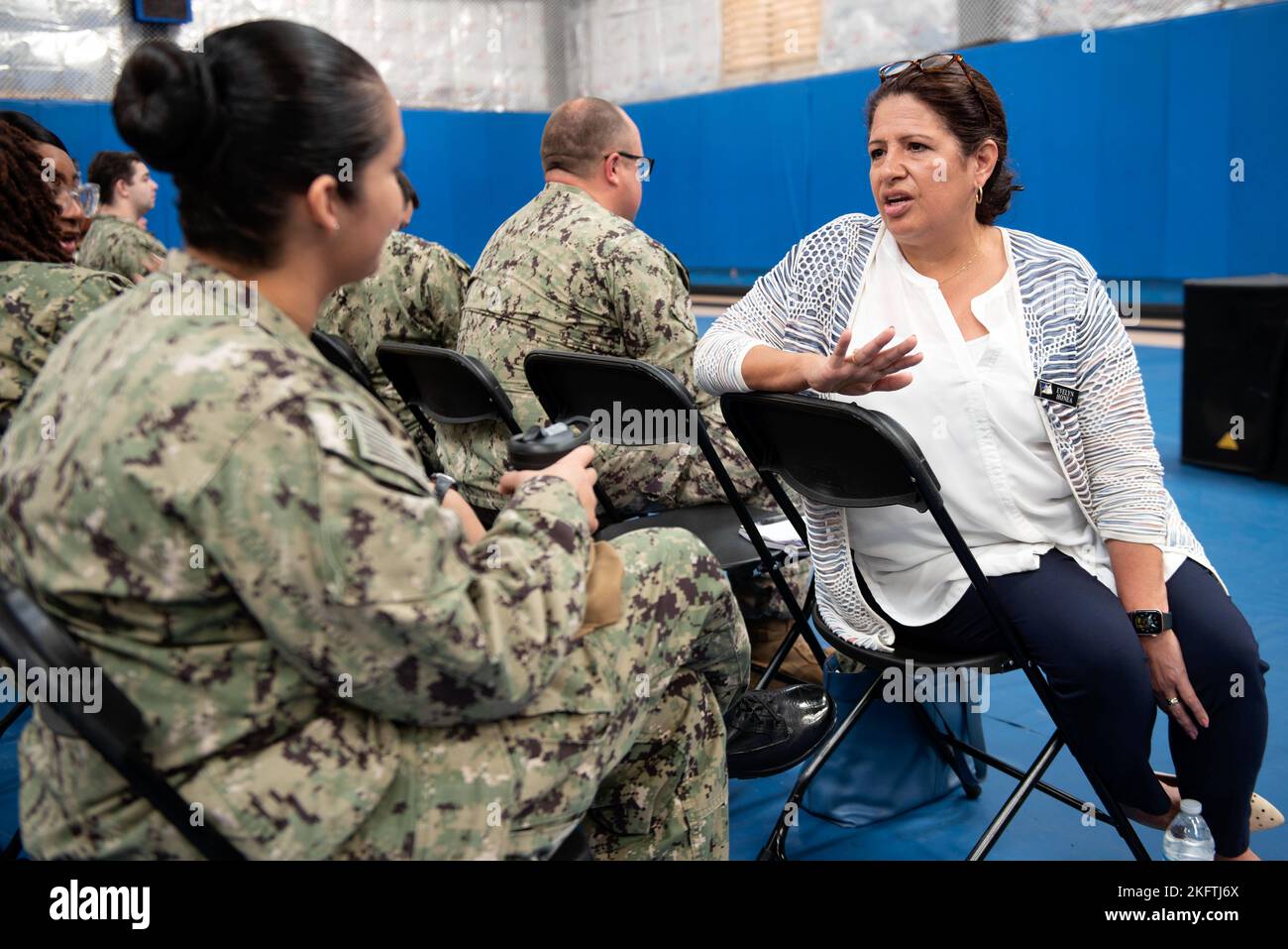 221007-N-UB993-1060 SAN DIEGO (Oct. 4, 2022) Evelyn Honea, Navy ...
