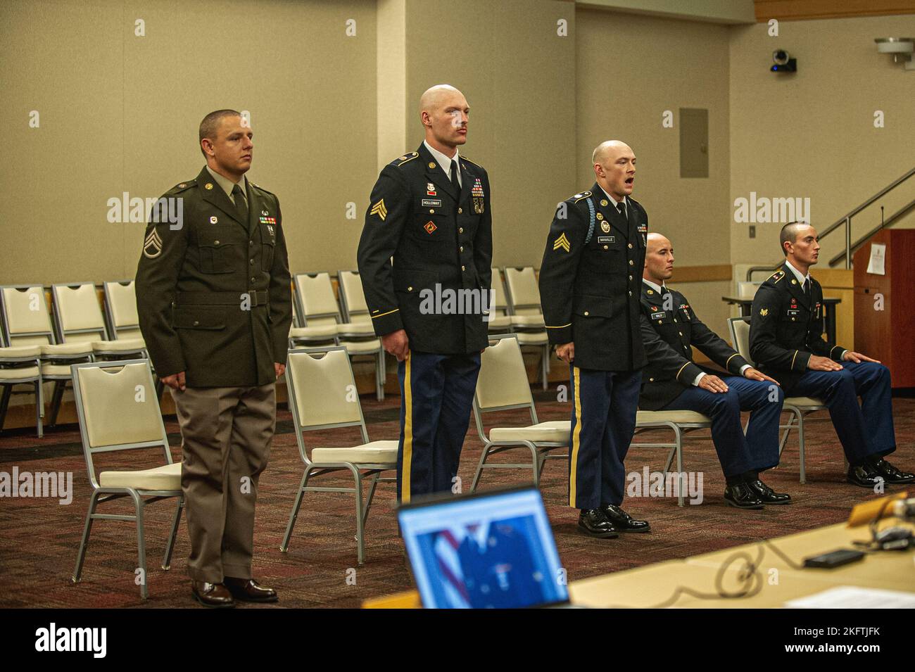 Members of Team Minutemen, representing the U.S. Army National Guard ...