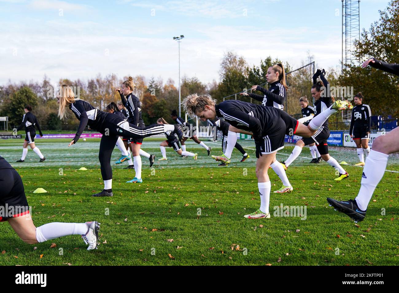 Heerenveen, Netherlands. 20 November 2022 Heerenveen - Maxime Bennink ...
