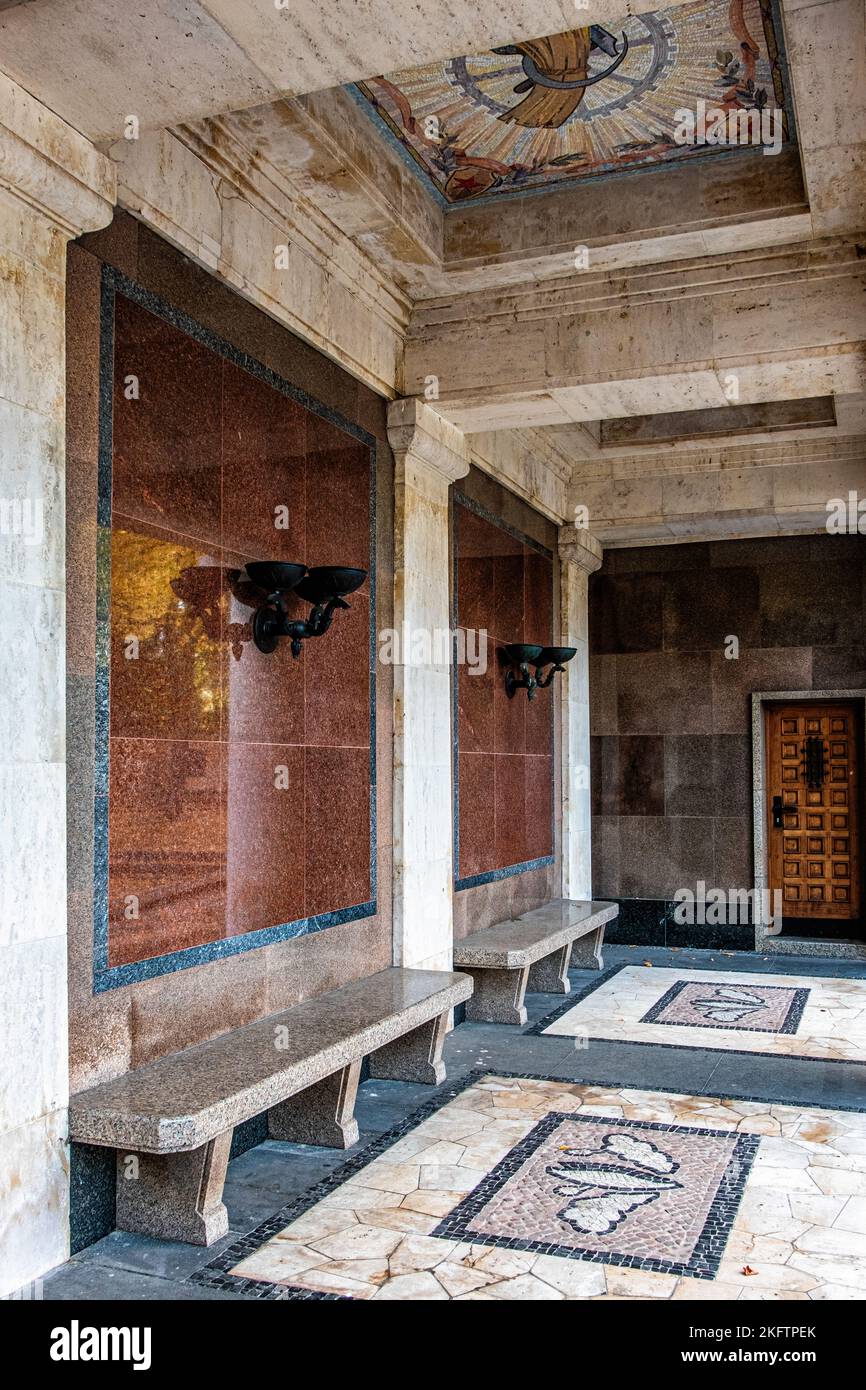 Soviet War Memorial & Cemetery for soldiers who died in WWll ...
