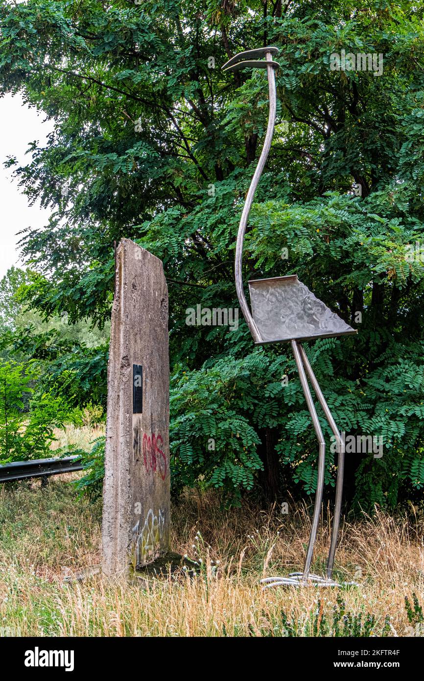 Berlin-Bird plaque, The Big Burd By George Wyllie on Route of Former ...