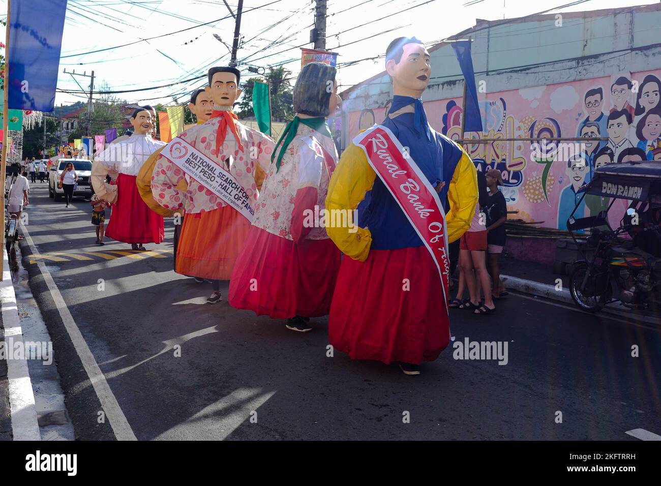 Angono, Rizal, Philippines. 20th Nov, 2022. The parade of the giant ...