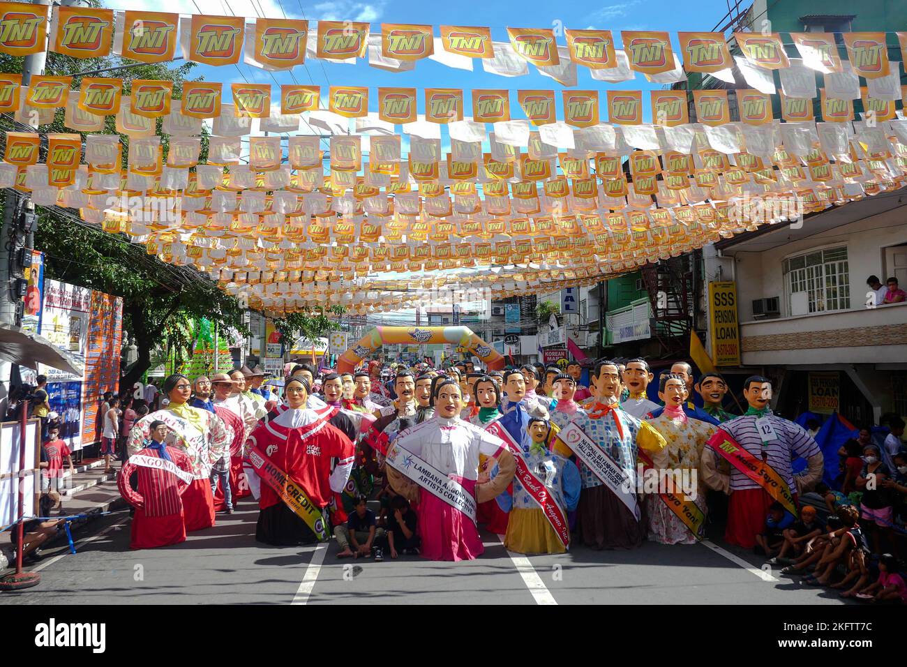 Angono, Rizal, Philippines. 20th Nov, 2022. The parade of the giant ...