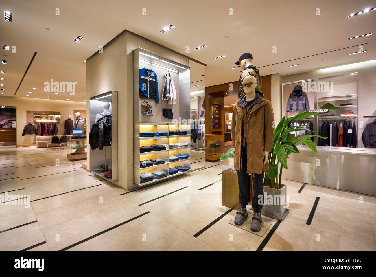 Ermenegildo zegna showroom hi-res stock photography and images - Alamy