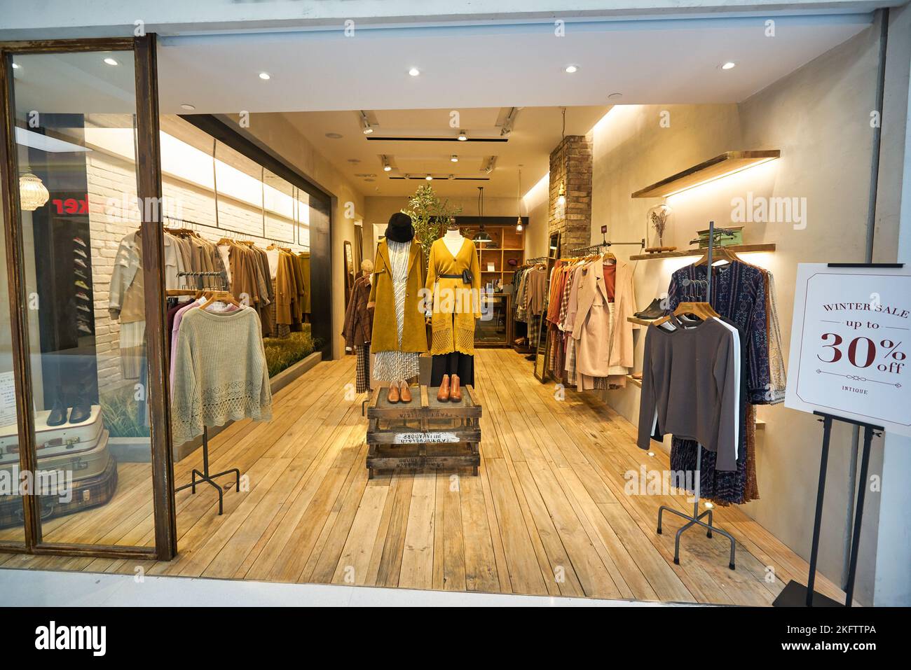 HONG KONG, CHINA - CIRCA DECEMBER, 2019: Intique store in Hong Kong ... HONG KONG, CHINA - CIRCA DECEMBER, 2019: Intique store in Hong Kong ...