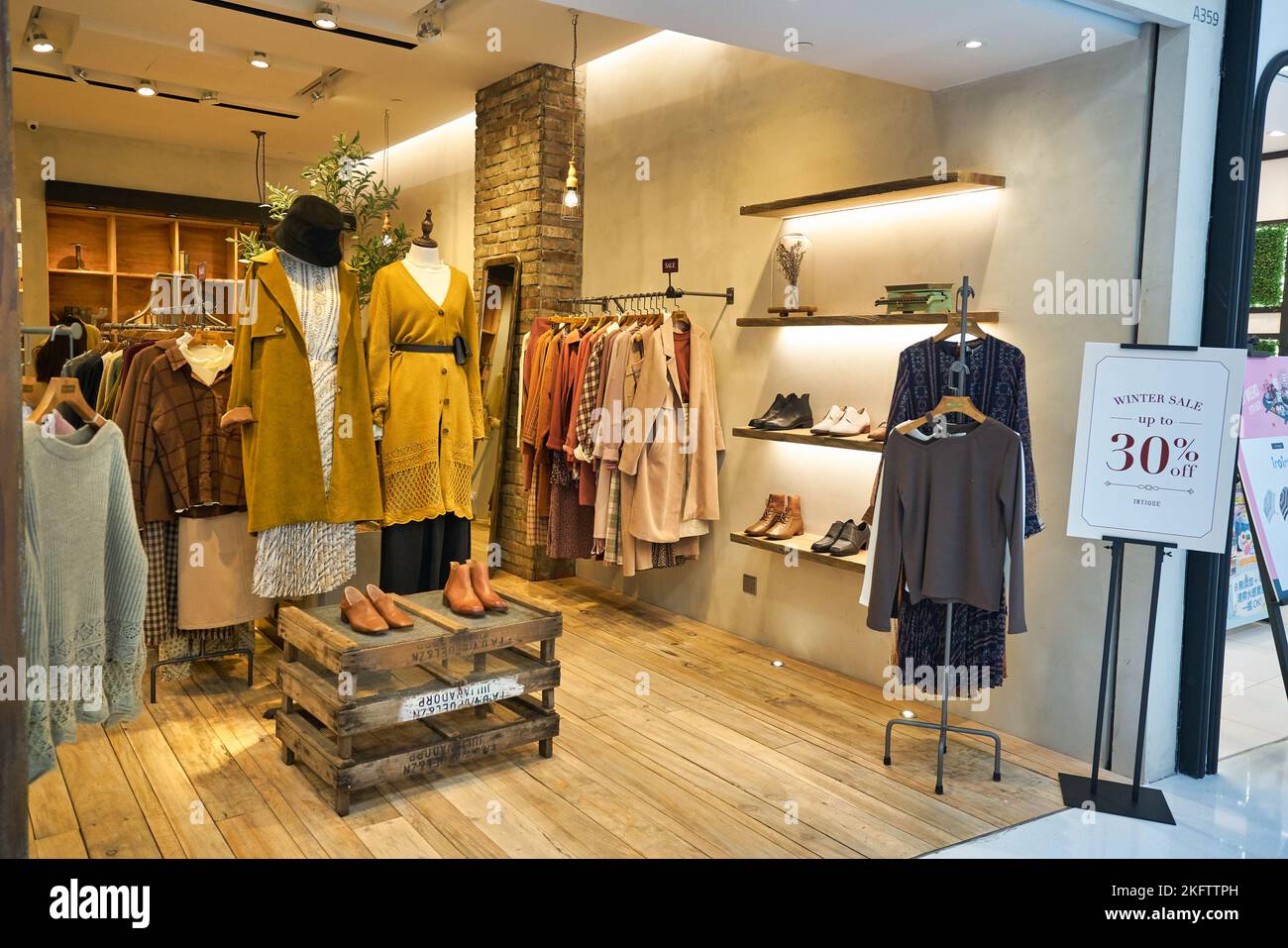 HONG KONG, CHINA - CIRCA DECEMBER, 2019: Intique store in Hong Kong ... HONG KONG, CHINA - CIRCA DECEMBER, 2019: Intique store in Hong Kong ...