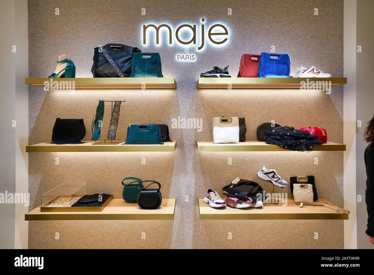 Maje store hi-res stock photography and images - Alamy