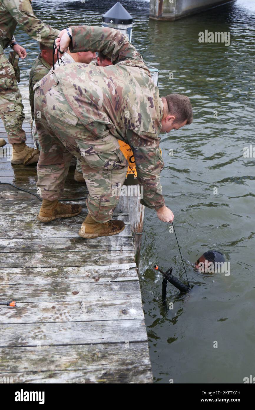 Wisconsin Army National Guard Soldiers assigned to Company A, 2-127 ...
