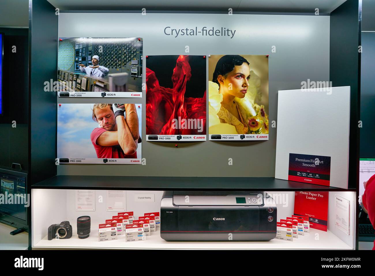Printer stand hi-res stock photography and images - Alamy